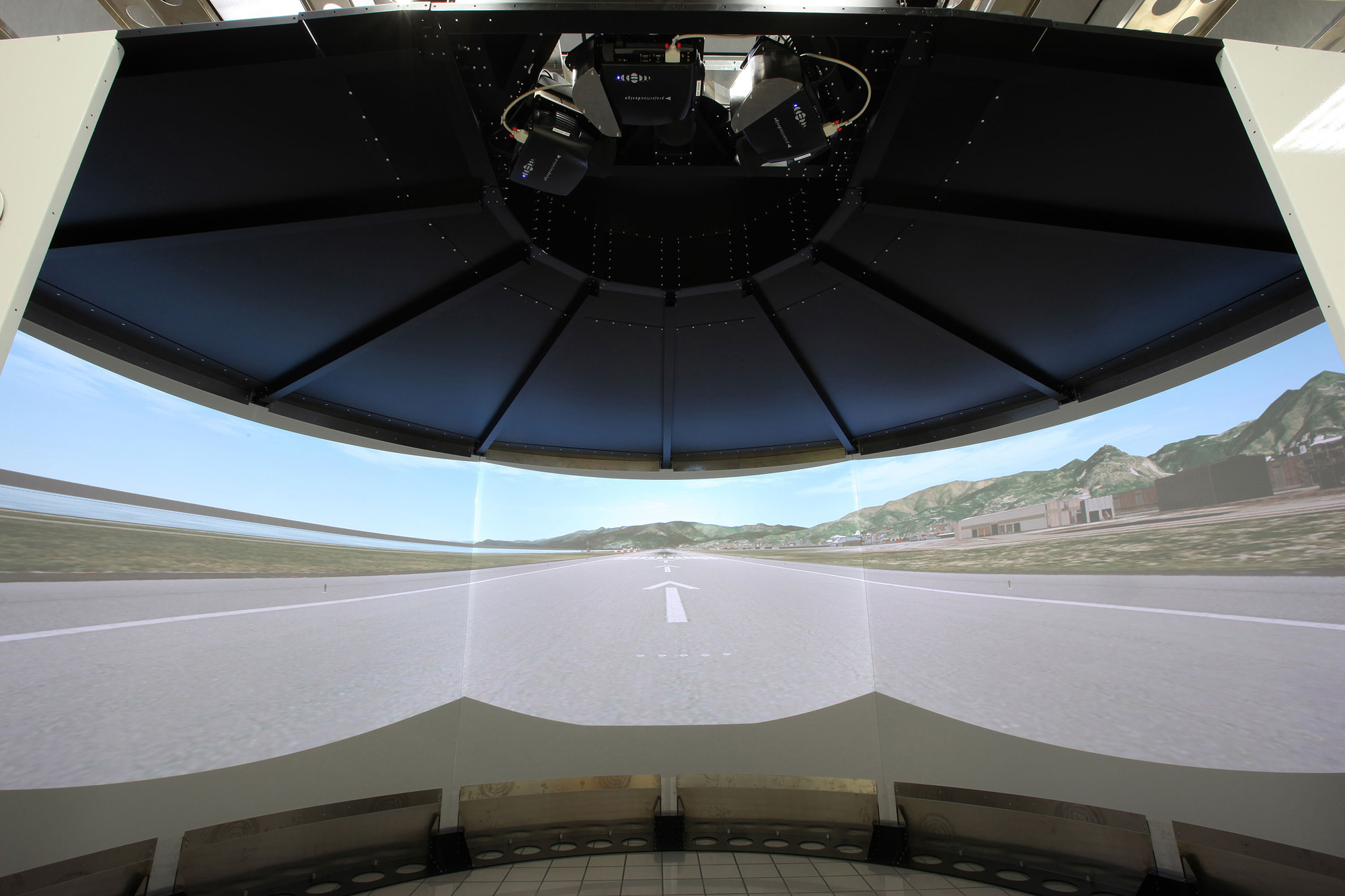 737NG Professional Simulator, 180° FullHD Projection Visual | Flight ...