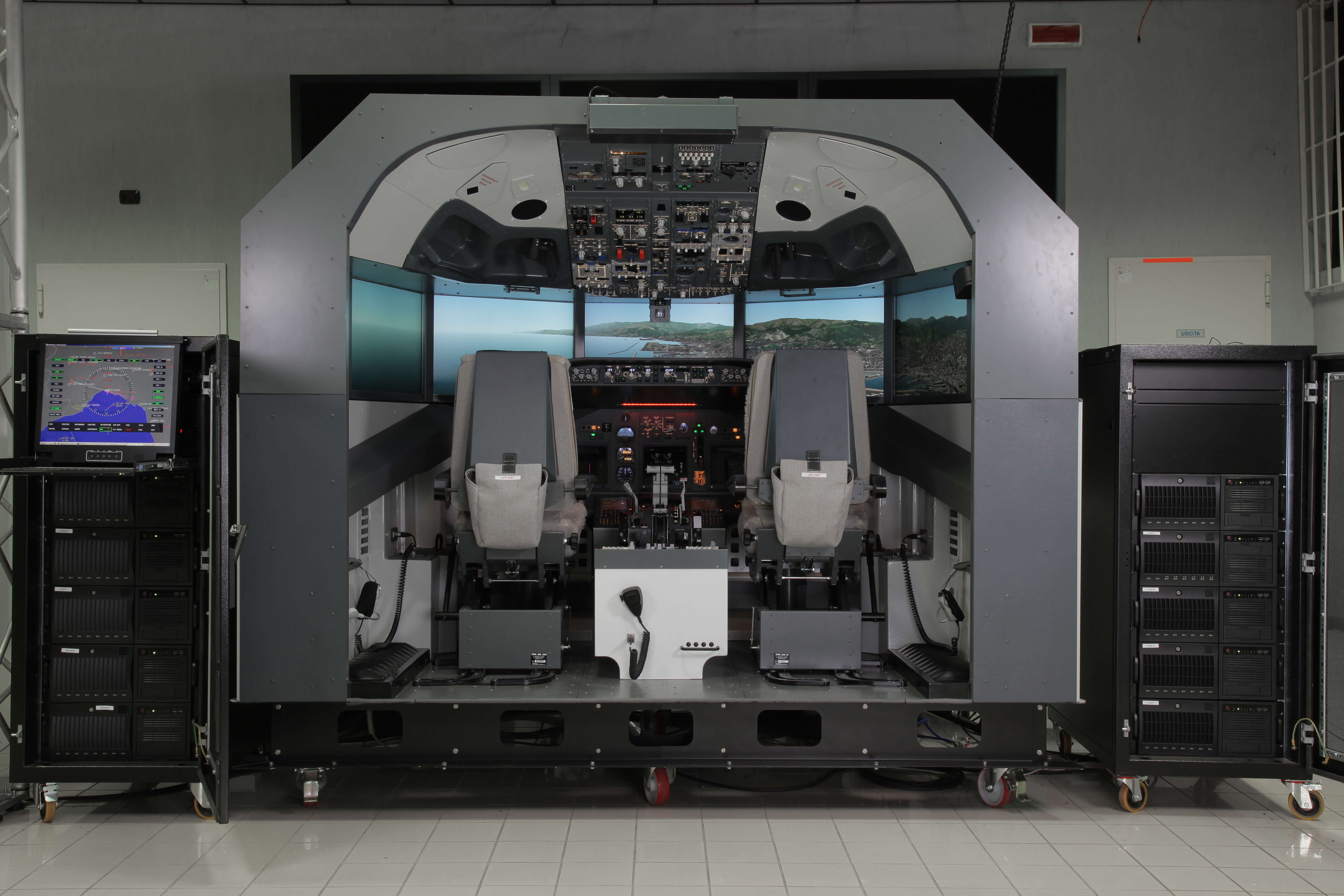 737NG complete cabin Kit 3 for 7 monitor visual | Flight Simulator Center