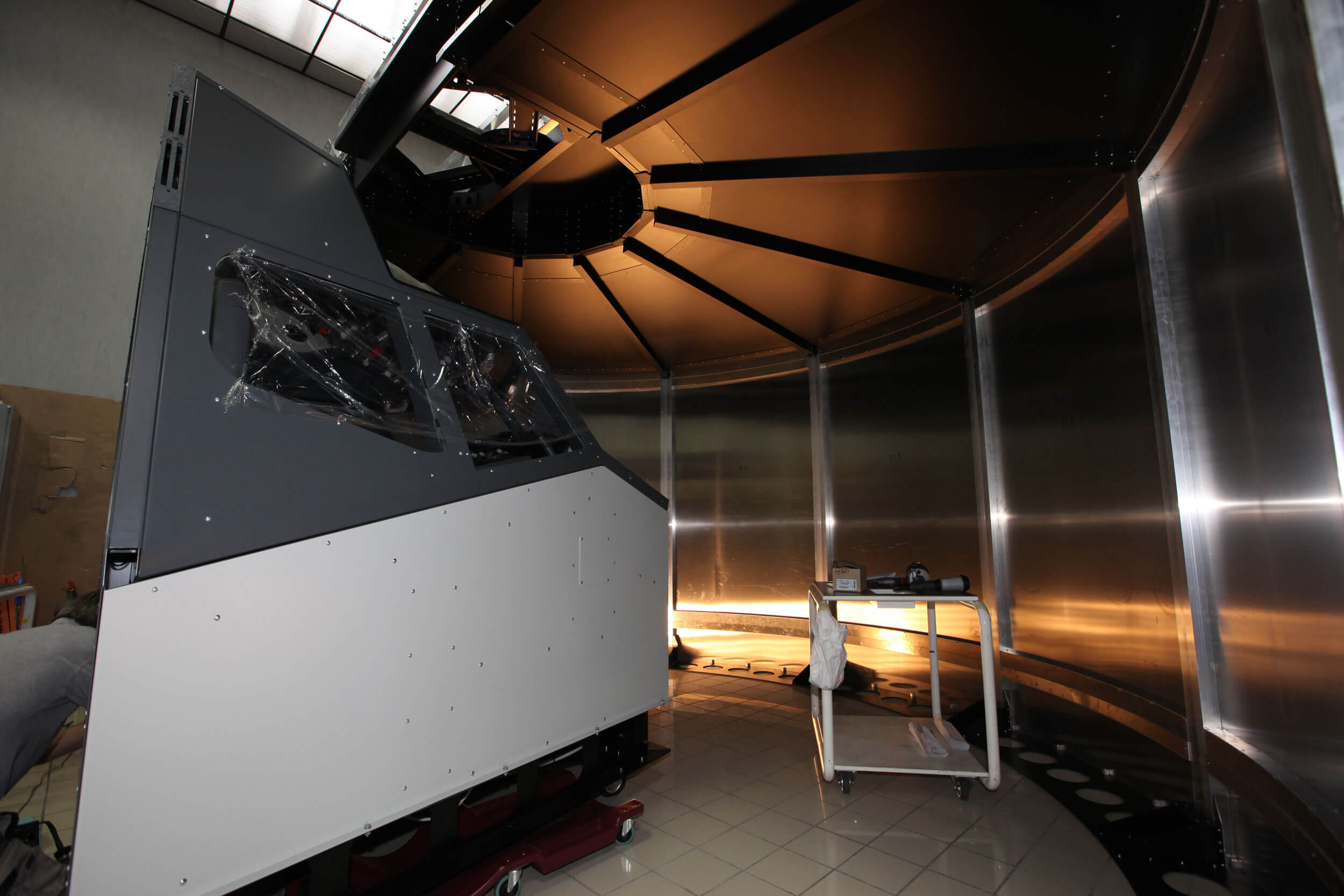 737NG Pro Simulator , 180° FullHD Projection Visual, X-Plane | Flight ...